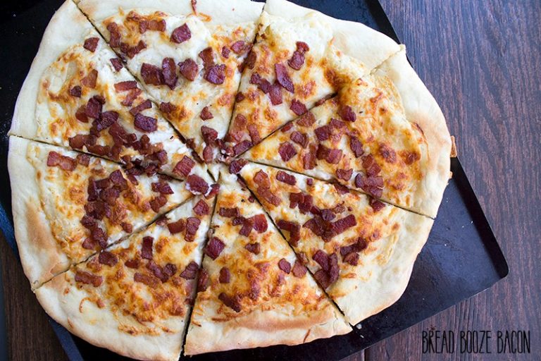 Bacon Alfredo Pizza • Bread Booze Bacon